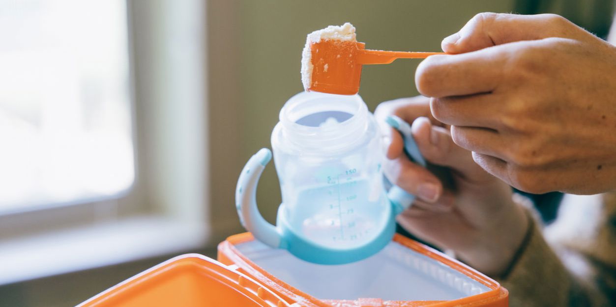 A Basic Guide to Formula Feeding | Your Baby Club